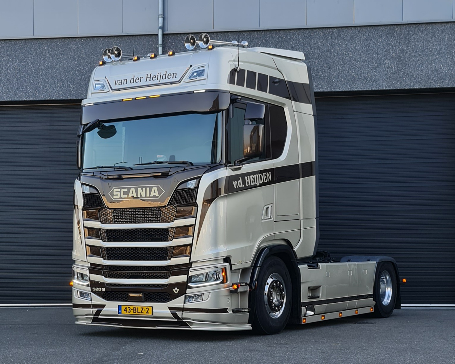 Scania 520S Van der Heijden Transport (brandschade) | Van der Heijden ...