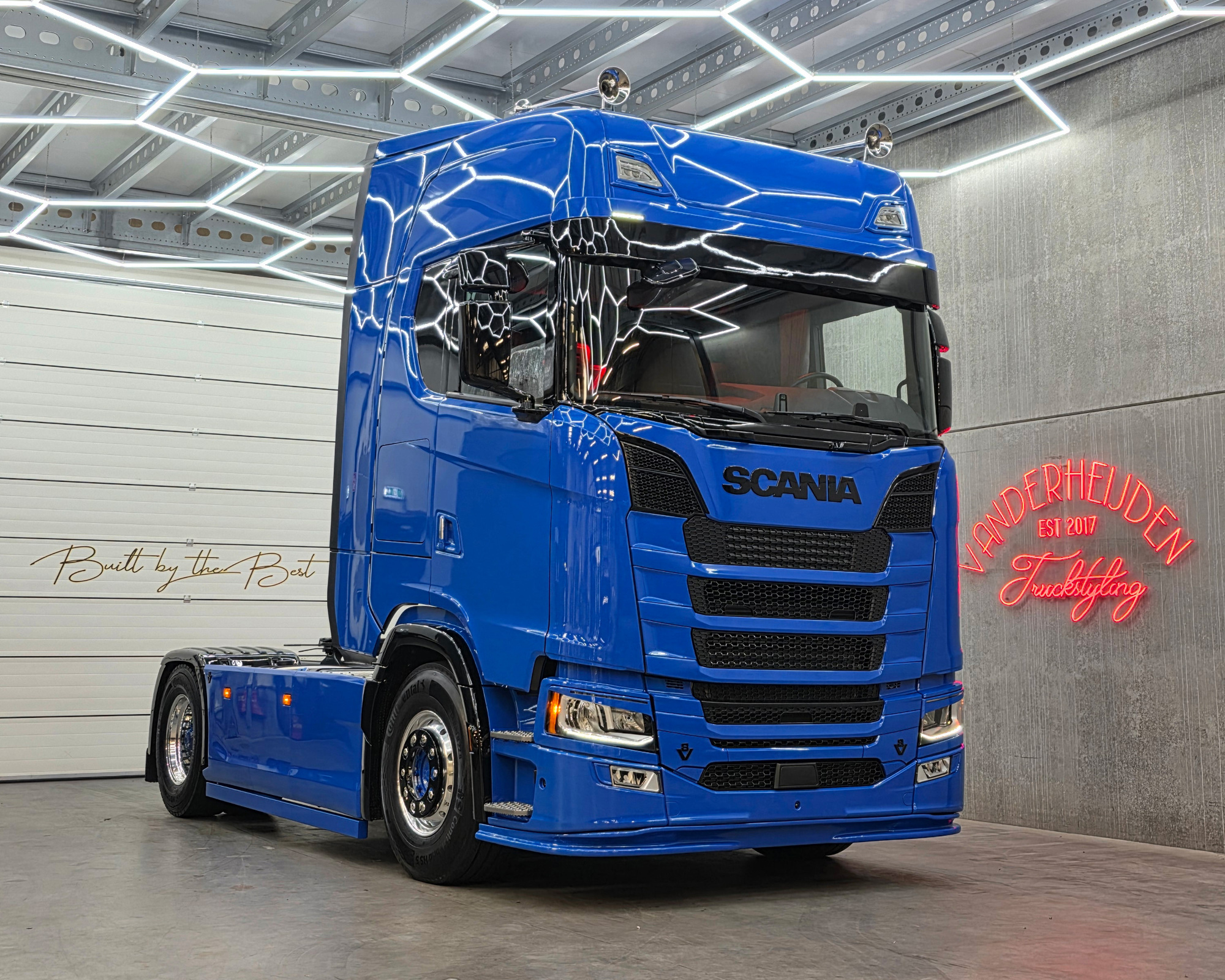 Scania 530s FOR SALE | Van der Heijden Truckstyling